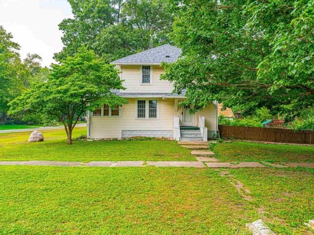 502 N Garden St, Mount Pulaski, IL 62548