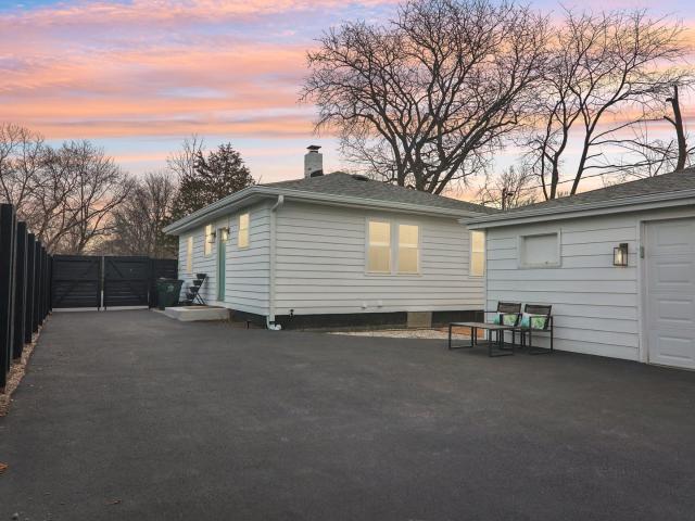 502 N Smith St, Palatine, IL 60067 | MLS #12626 | Compass