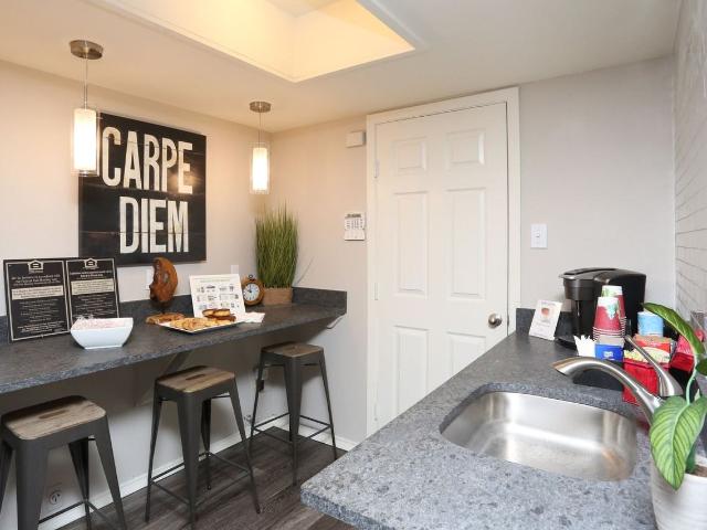 502 North Move in Today! 1 Bedroom Apartment for Rent at 502 W Longspur Blvd, Austin, TX 78753 North Lamar