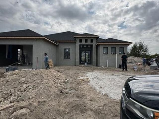 502 NE 5th Pl, Cape Coral, FL 33909