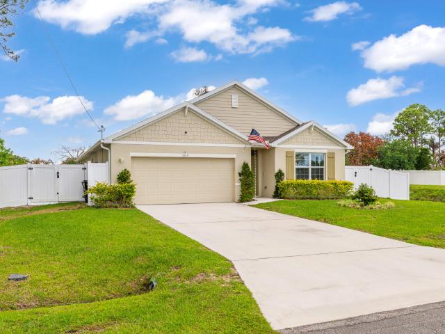 502 NW Kingston St, Port St. Lucie, FL 34983 | MLS #B26021