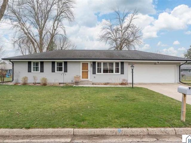 502 S 7th St, Le Sueur, MN 56058