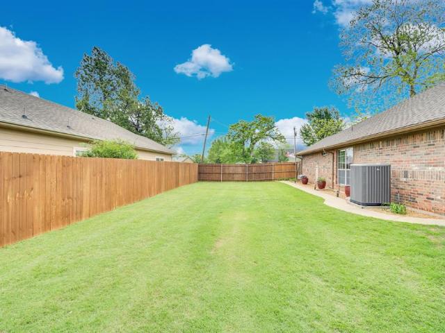 502 S Main St, Maypearl, TX 76064 | MLS #21241