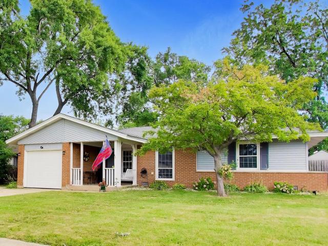502 Shadywood Lane
