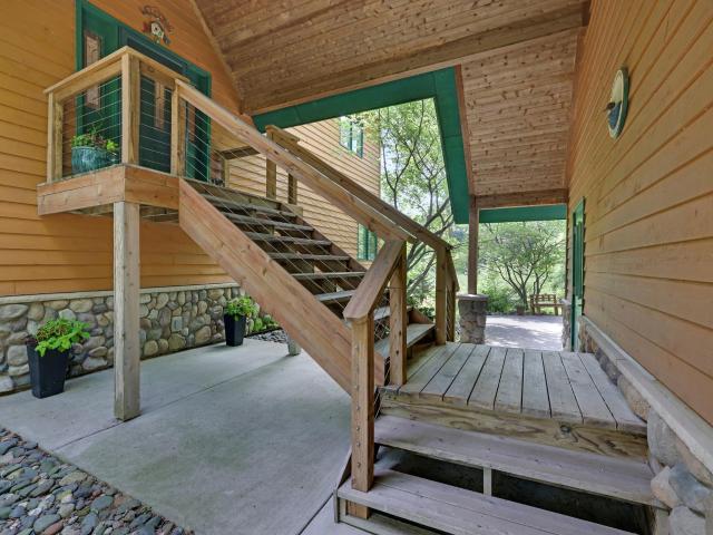 502 Shoreline Drive