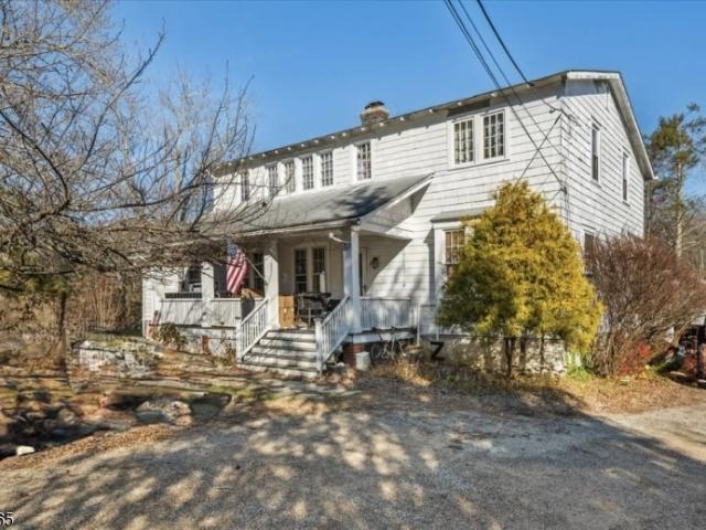 502 Spring Valley Rd
