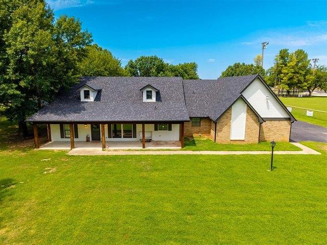 502 Stone Ave, McLoud, OK 74851