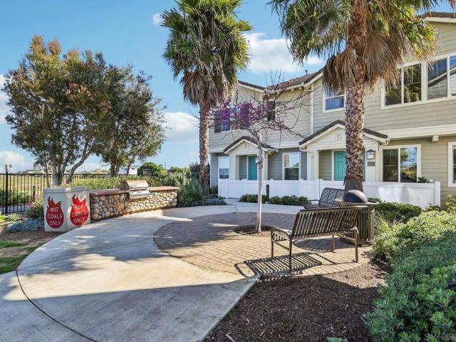 502 Surfbird Ln