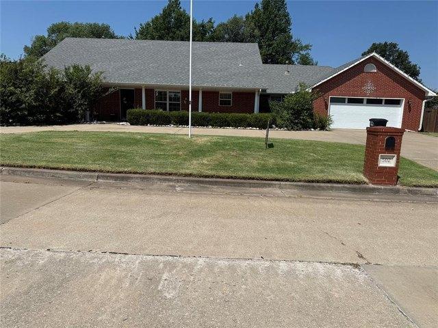 502 Pool Ln, Shawnee, OK 74801