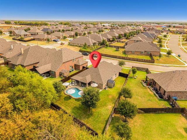 502 Royal Oaks Lane