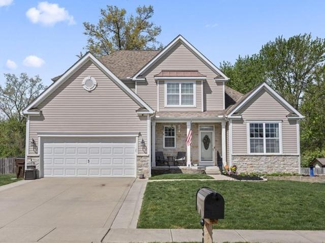 502 Rolling Acre Dr, Lithopolis, OH 43136