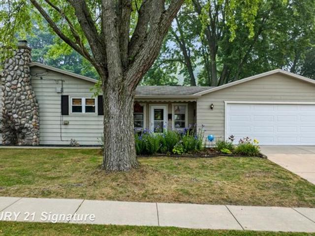 502 Rubelman Dr, Owosso, MI 48867