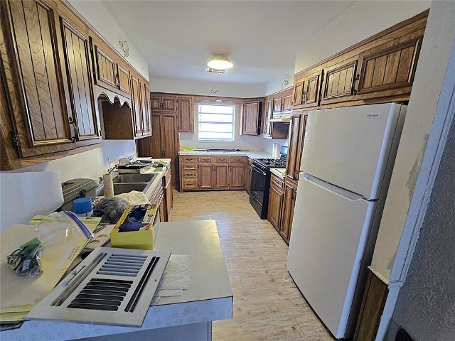 502 W 4th Street