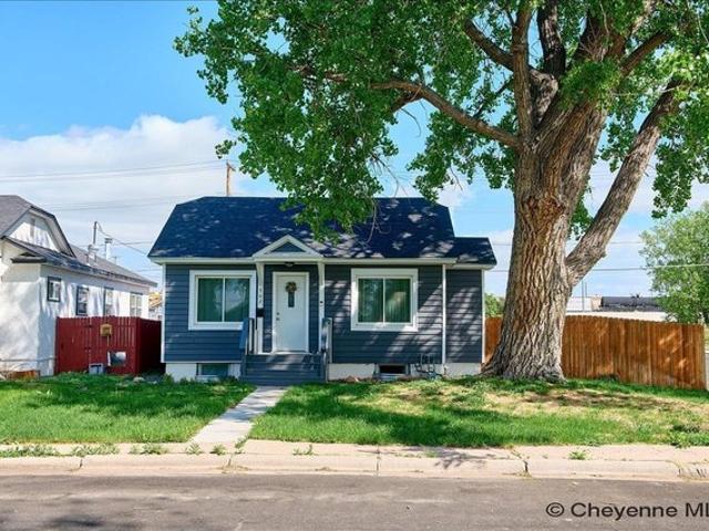 502 W 10th St, Cheyenne, WY 82007