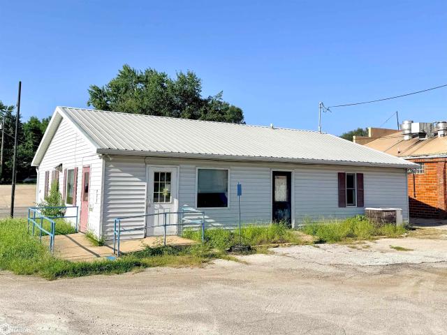 502 W Burlington Avenue