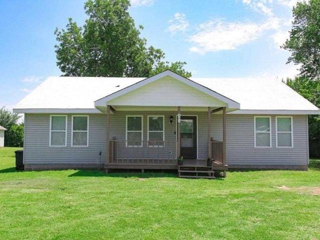 502 W Hornaday St, Fletcher, OK 73541
