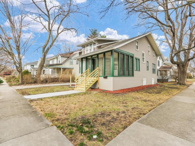 502 W John Street