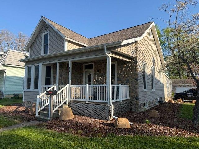 502 W Market St, Nappanee, IN 46550