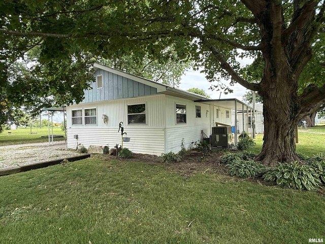 502 W South St, Astoria, IL 61501