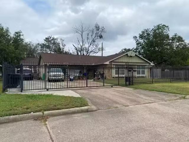 502 W Sunnyside St, Houston, TX 77091 MLS 11377553
