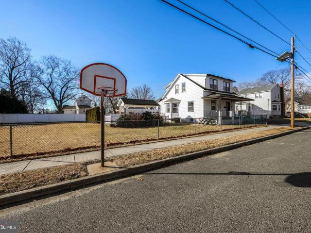 502 Wesley Avenue