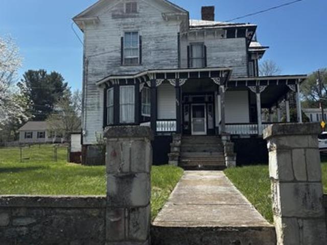502 Tannehill St, Staunton, VA 24401