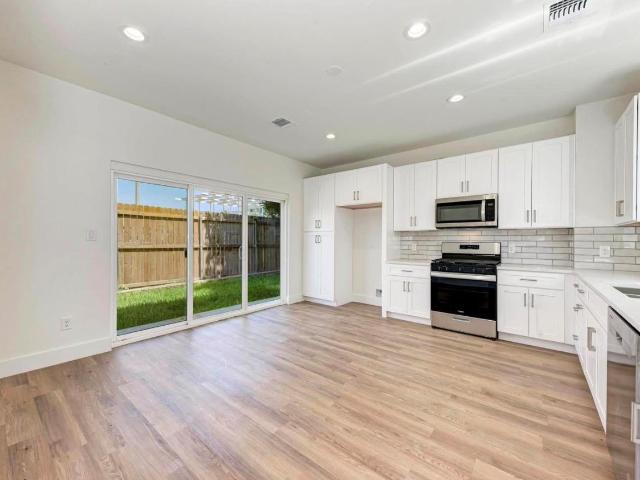 502 Tillery St # 2