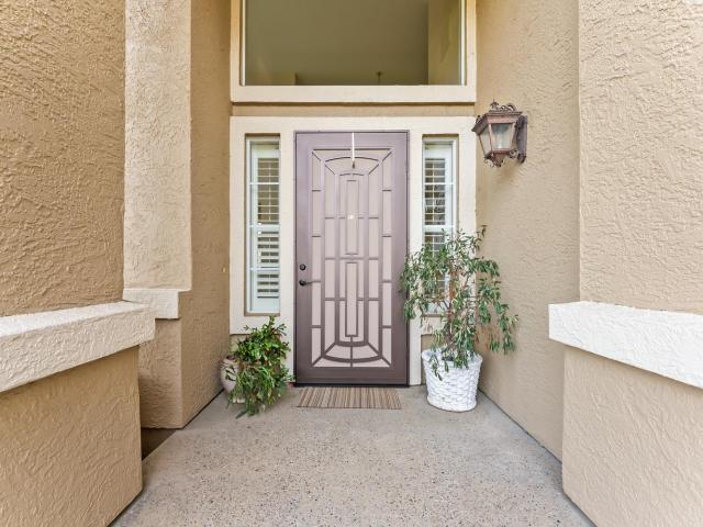 5034 Chelshire Downs Rd, Granite Bay, CA 95746 | MLS #226009 | Compass