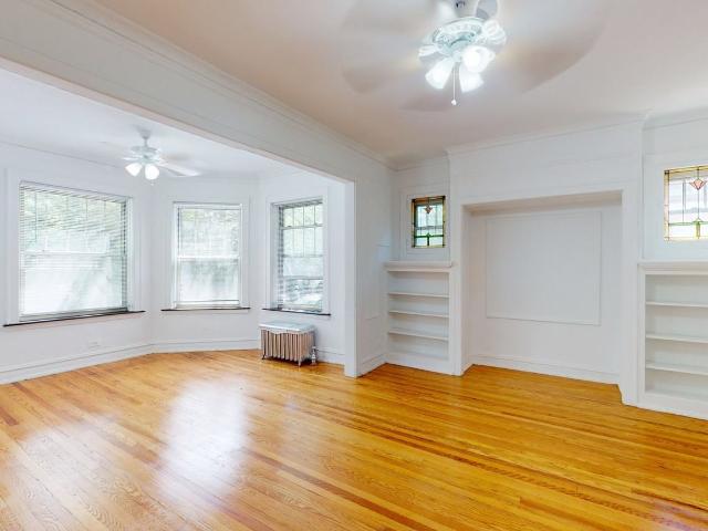 5034 5046 S. Woodlawn Avenue 2 Bedroom Apartment for Rent at 5034 S Woodlawn Ave, Chicago, IL 60615 Kenwood