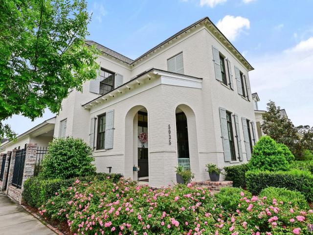 5035 Arrowhead St, Baton Rouge, LA 70808 | MLS #BR2026006 | Compass
