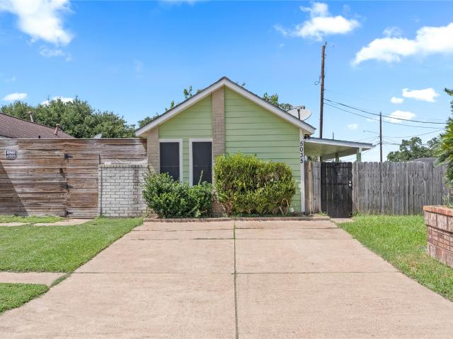 5035 Reno Drive