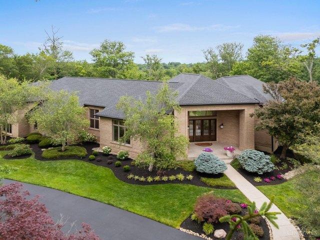 5035 Taft Pl, Indian Hill, OH 45243