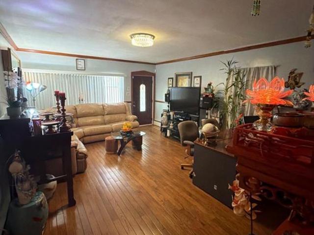 5035 Westfield Avenue