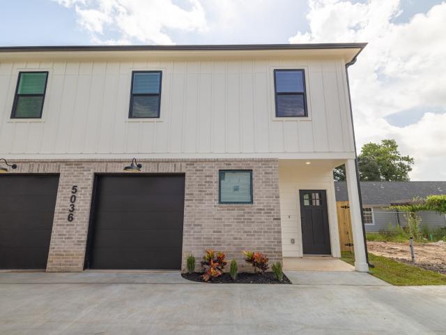5036 Mallow St, Unit B, Houston, TX 77033 | MLS #39409