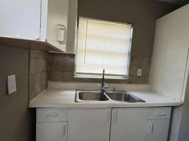 5036 College Dr, Orlando, FL 32811 | MLS #O6399