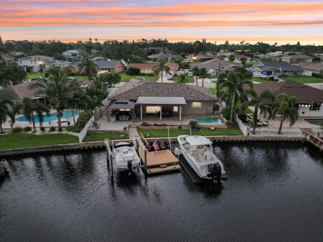 5036 Dover St NE, St Petersburg, FL