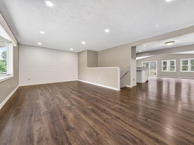 5036 Lands End Drive
