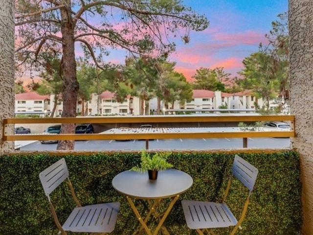 5036 S Rainbow Blvd Unit 204, Las Vegas, NV 89118