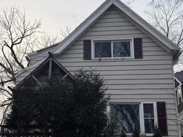 5037 N 32nd St, Milwaukee, WI 53209