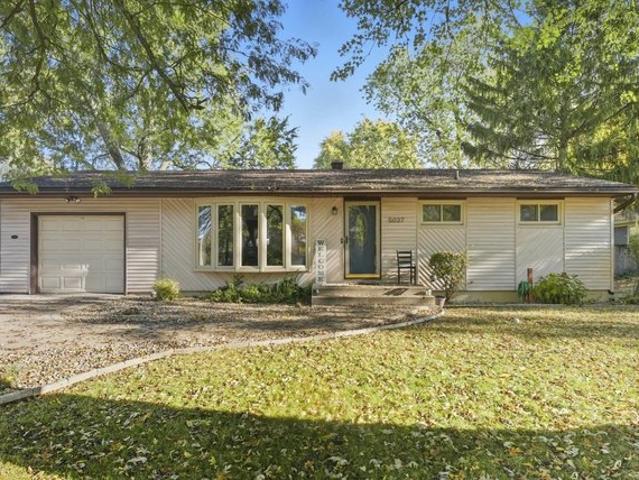 5037 Brook Dr, Fort Wayne, IN 46835