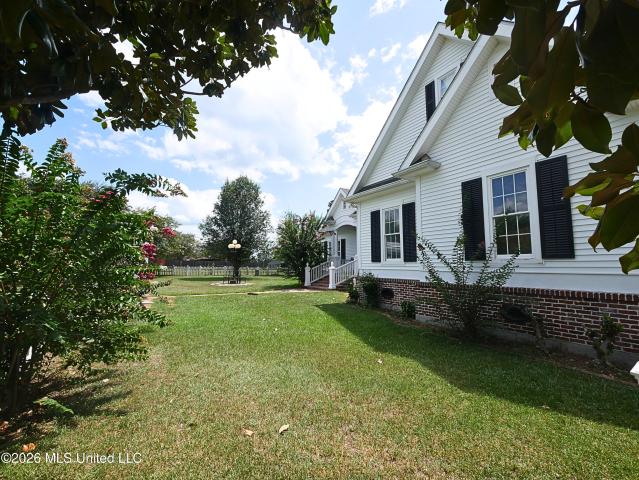 5037 Longbow Drive