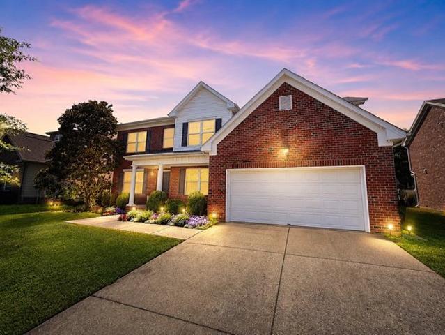 5037 Saint Ives Dr, Murfreesboro, TN 37128
