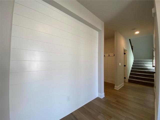 5037 Silver Fox Trail