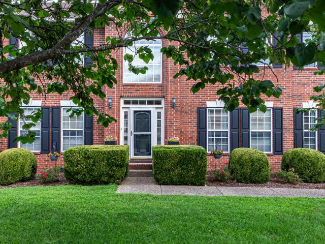 5037 Traceway Dr