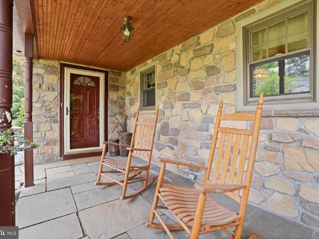 5038 Butler Pike