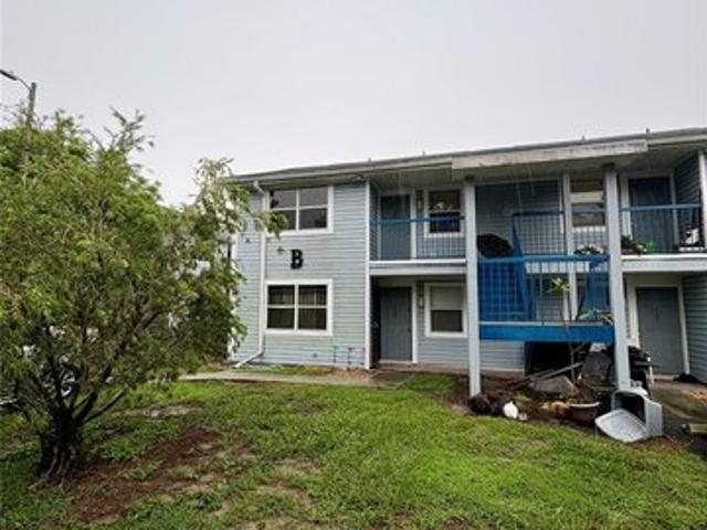 5038 Terrace Palms Cir Unit 202, Tampa, FL 33617