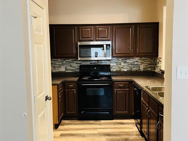 5039 Mountain Spring Trail