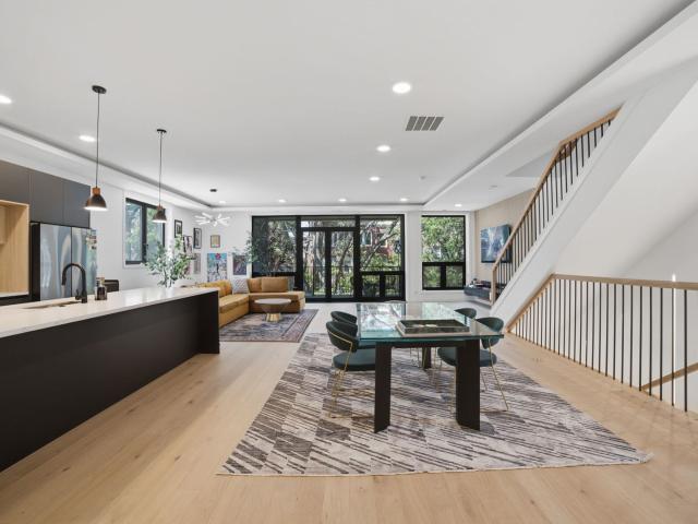 5039 N Winthrop Avenue # 2F