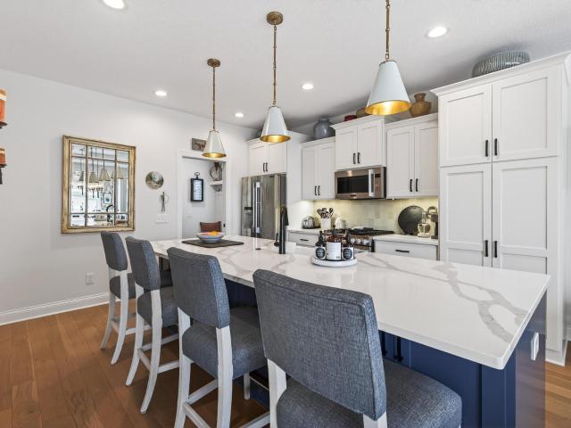 5039 Dale Ridge Rd, Woodbury, MN 55129 | MLS #7063 | Compass