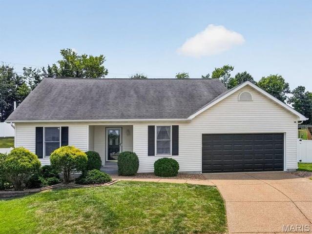5039 Joshua Dr, Wentzville, MO 63385
